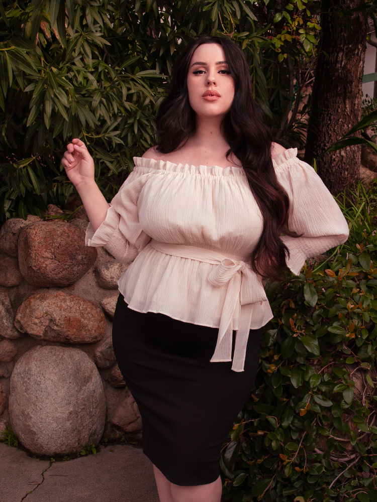 Ritual Peasant Top in Papyrus – La Femme En Noir