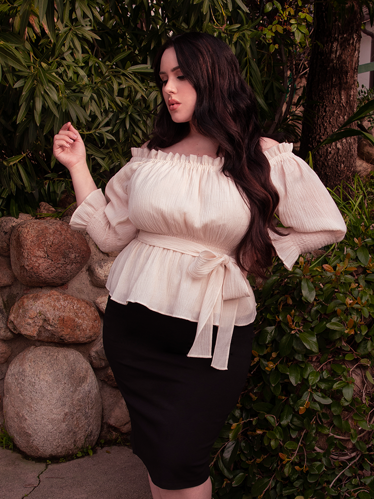 Ritual Peasant Top in Papyrus – La Femme En Noir