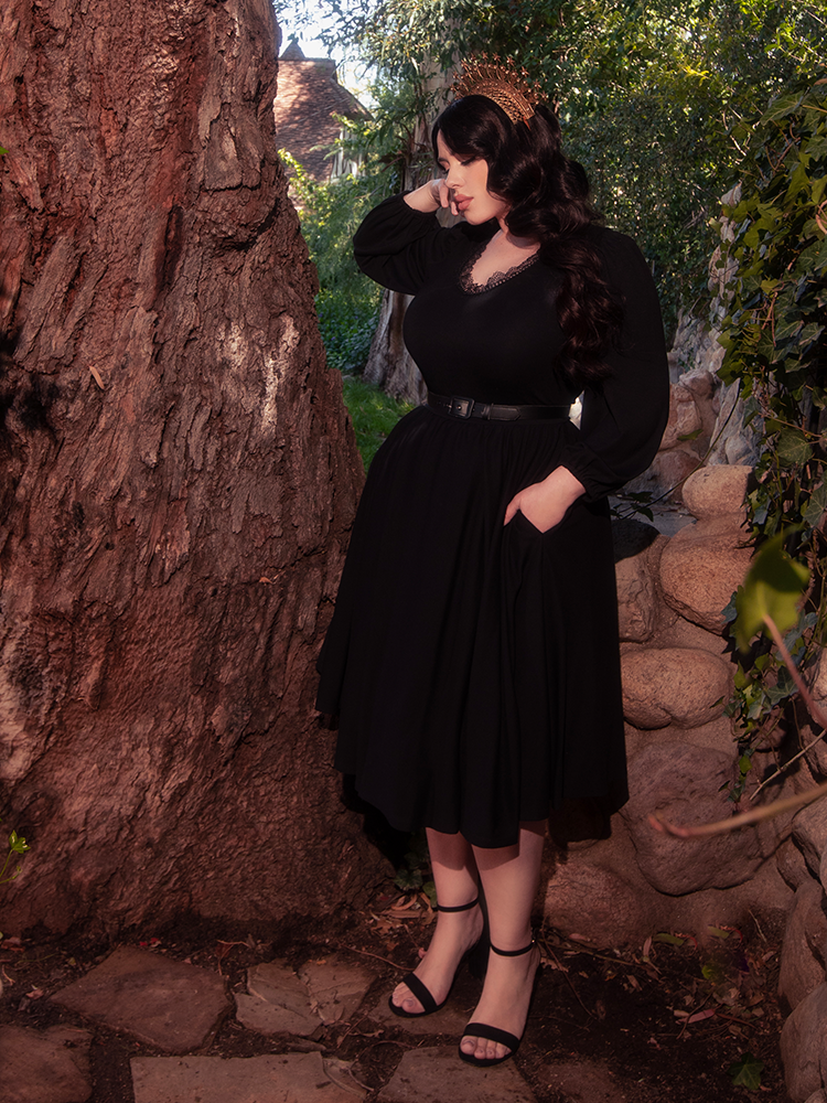 Dark Forest Dress in Black | Gothic Inspired Clothing – La Femme En Noir